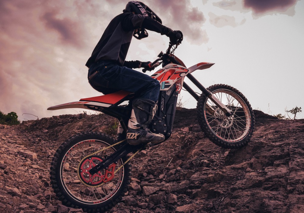 Magnet Motos – Electric motorcycle specialists and CFMOTO authrorised ...