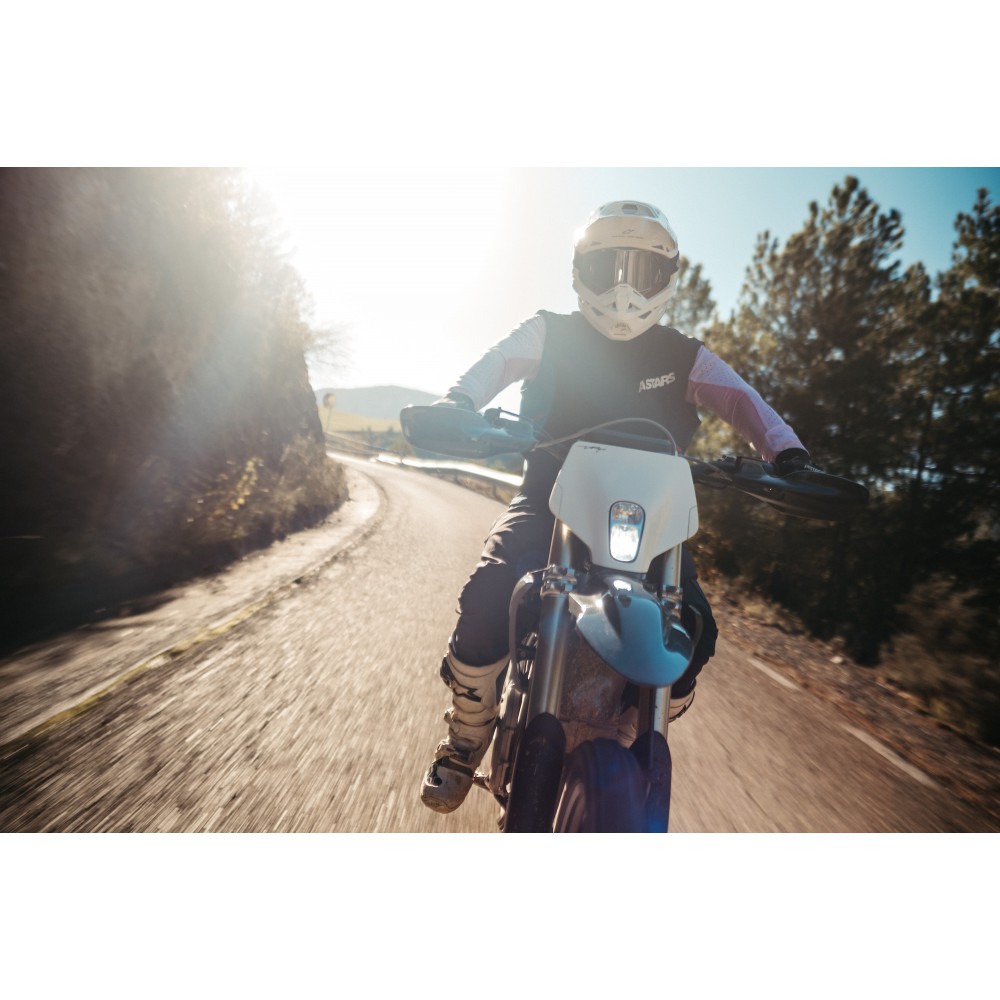 Stark Varg - EX- 80HP -Enduro -Electric Dirt Bike – Off-Road - Magnet Motos