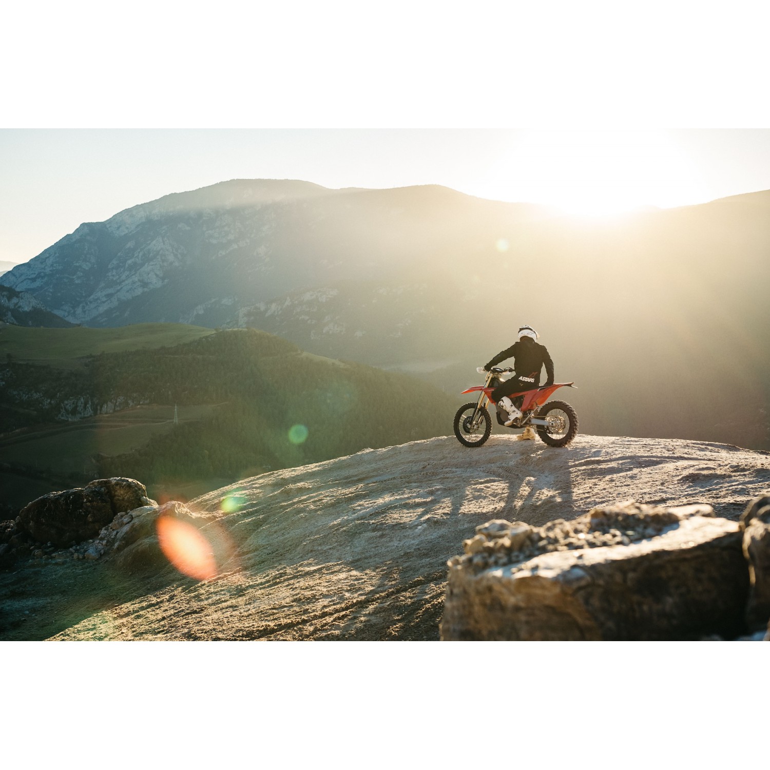 Stark Varg - EX- 80HP -Enduro -Electric Dirt Bike – Off-Road - Magnet Motos