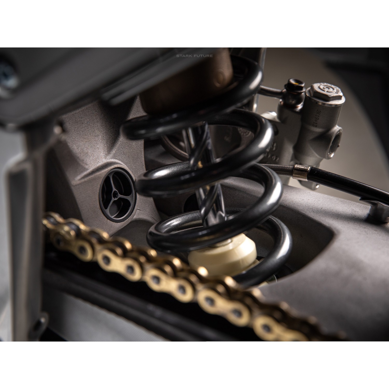 Stark Varg - Electric Dirt Bike – Off-Road - Magnet Motos