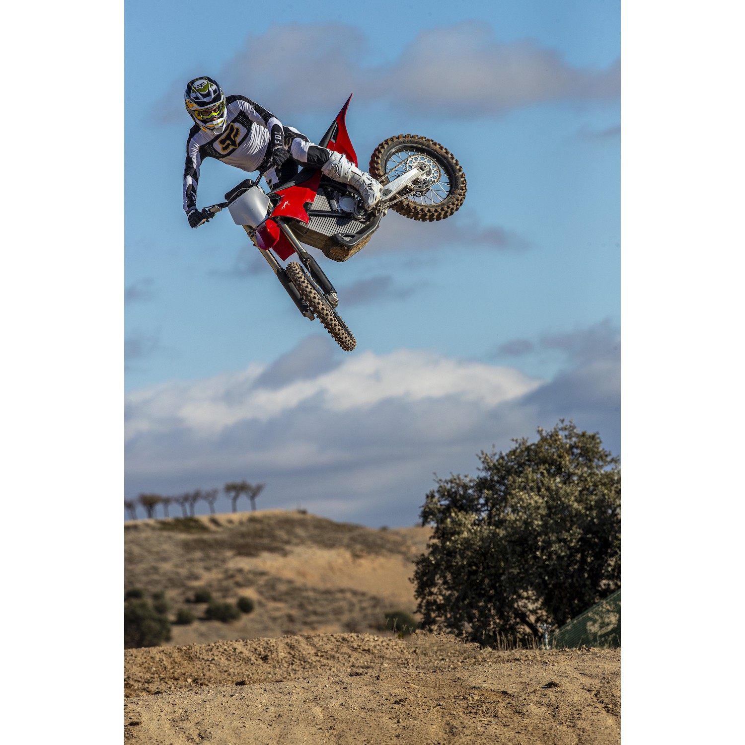 Stark Varg MX 1.2 - Electric Dirt Bike – Off-Road - Magnet Motos