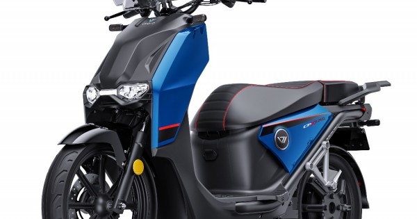 Vmoto - CPx Pro - Electric Maxi Scooter - Magnet Motos