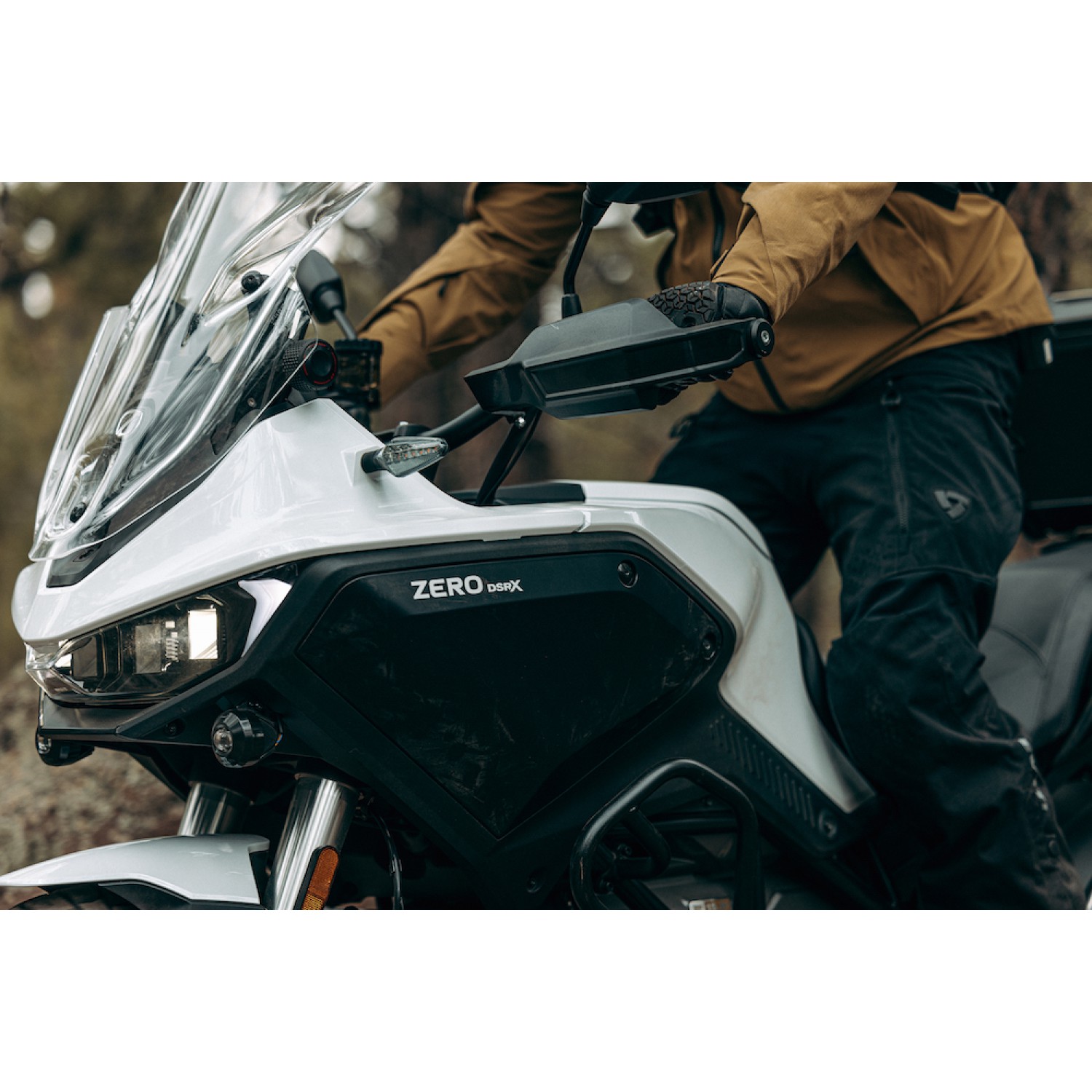 Zero DSR/X (2023) | Electric Motorbike - Magnet Motos